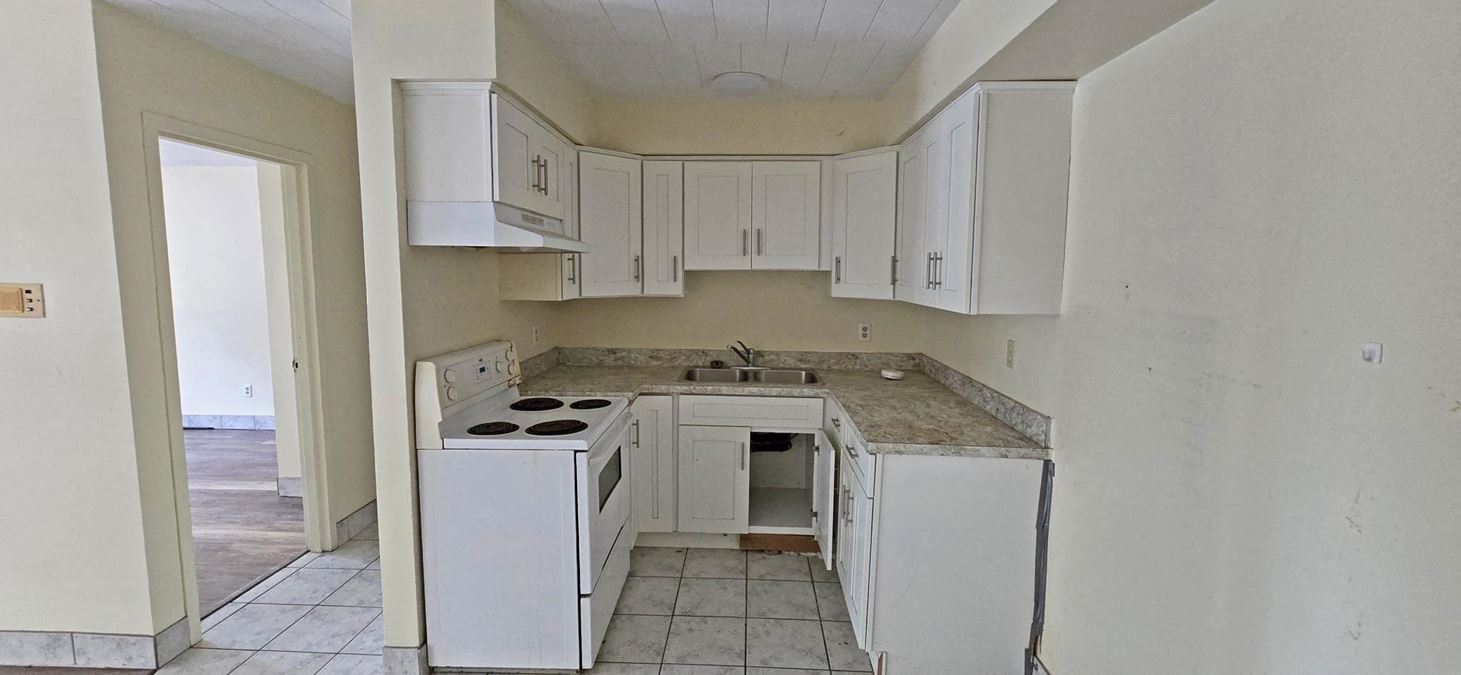 670 Cameron Avenue , Windsor, ON 911 | CommercialCafe.com