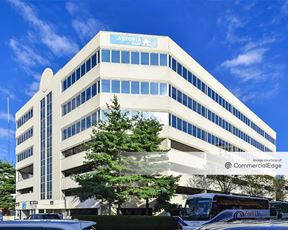 The Omni - 333 Earle Ovington Blvd, Uniondale, NY | Office Building