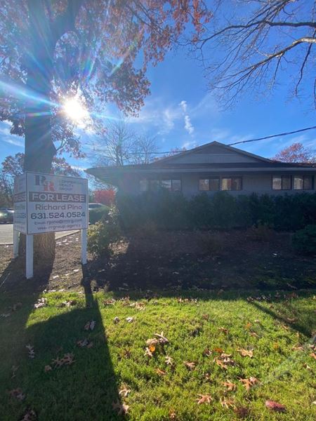 Commack, NY Commercial Real Estate for Lease and Sale | CommercialCafe