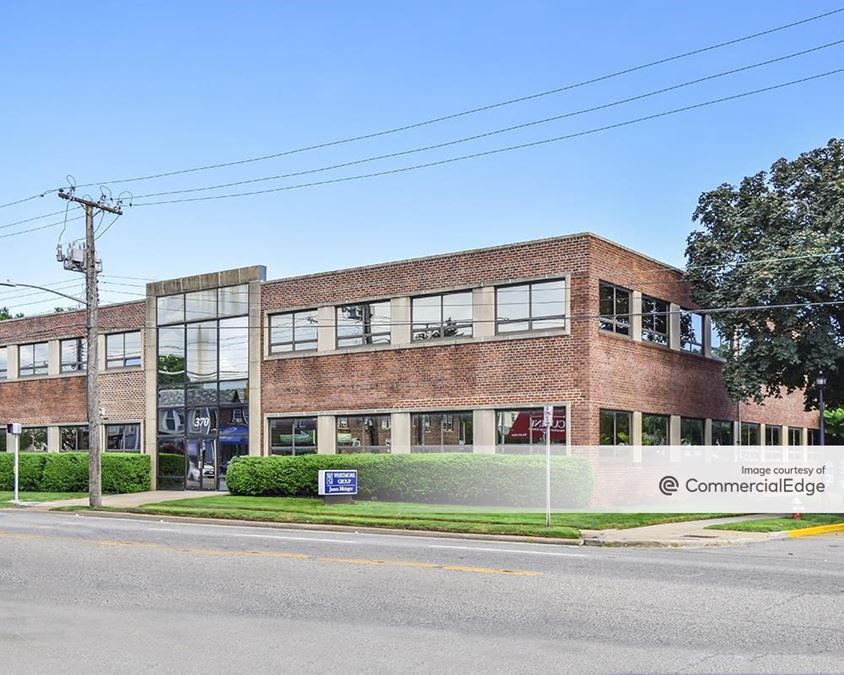 370 Old Country Road, Garden City - office Space For Lease