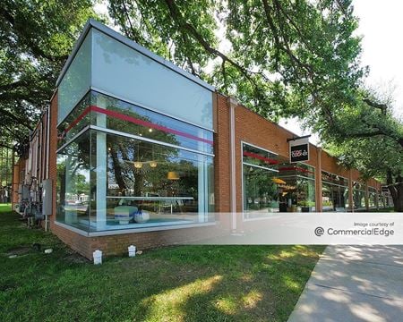 Dallas, TX Retail Space – 671 Listings