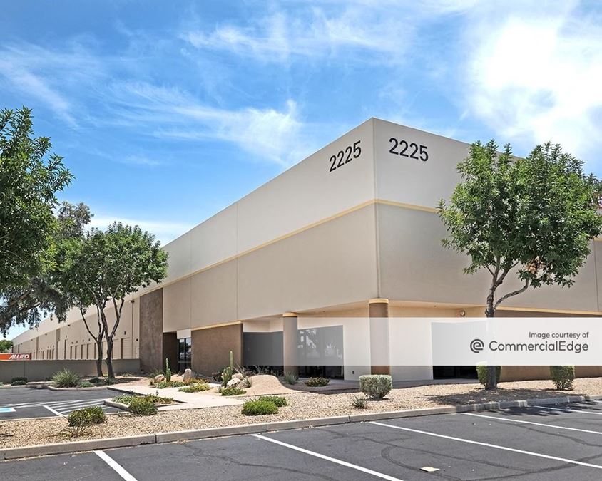 2225 South 43rd Avenue, Phoenix - Industrial Space For Lease