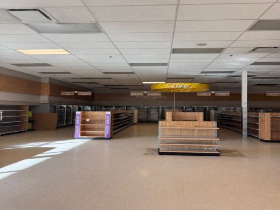 63033 Van Dyke Ave, Washington, MI 48095 | CommercialCafe.com