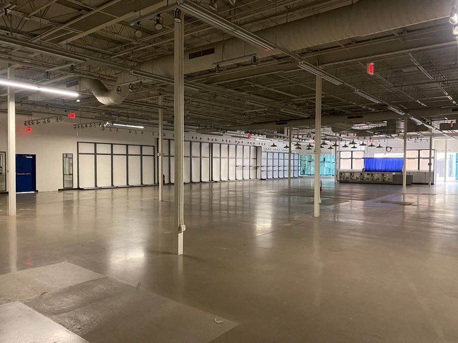 Sarasota Square Mall - 8201 S Tamiami Trail, Sarasota, FL | Retail Building Sarasota Square Mall - 8201 S Tamiami Trail, Sarasota, FL | Retail Building