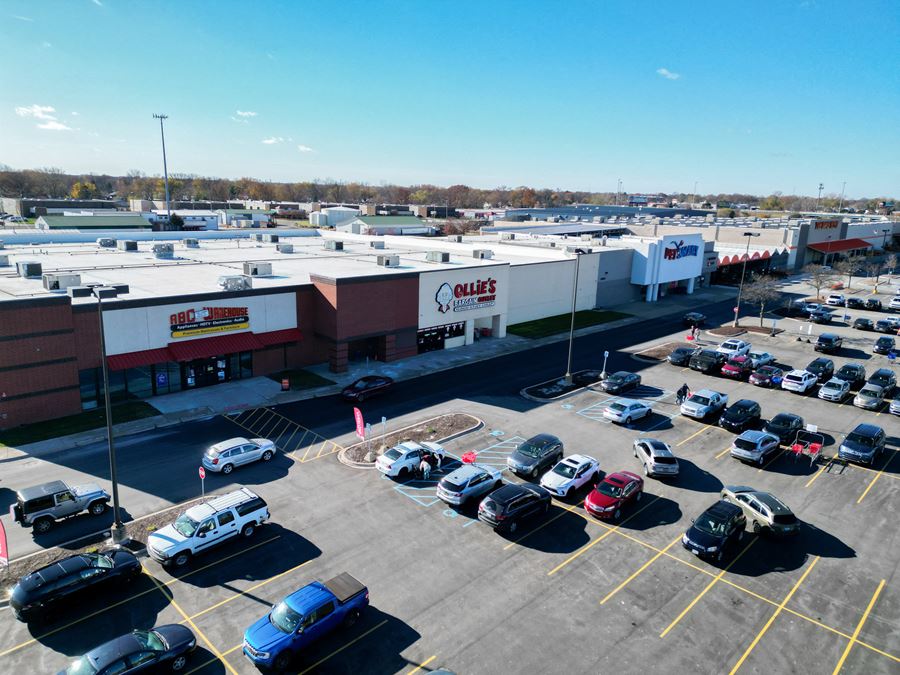 20600 E Thirteen Mile Road, Roseville, MI 48066 | CommercialCafe.com