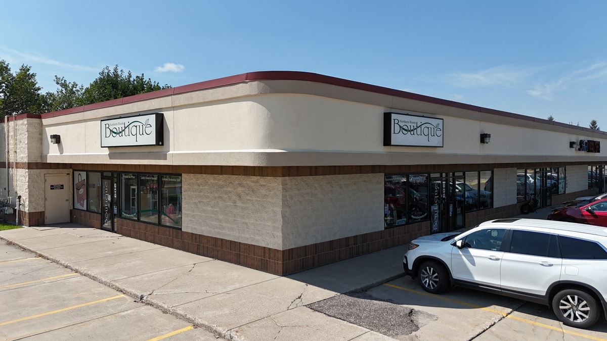 2550 South Columbia Road, Grand Forks, ND 58201 | CommercialCafe.com