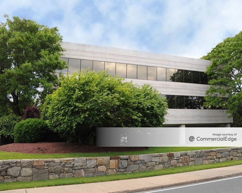 591 West Putnam Avenue - 591 West Putnam Avenue | Office Building